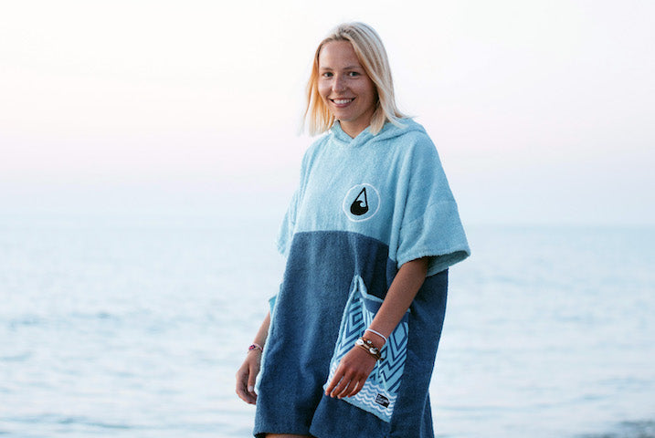 Surf Ponchos für Damen von Top Marken – Surfshop Kiel